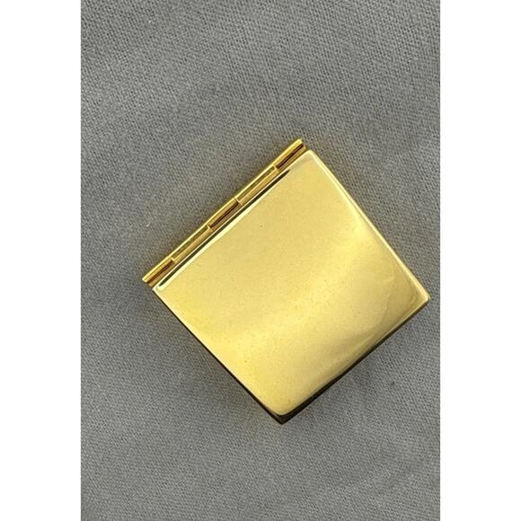 Estee Lauder | Makeup | Estee Lauder Lucidity Translucent Pressed ...